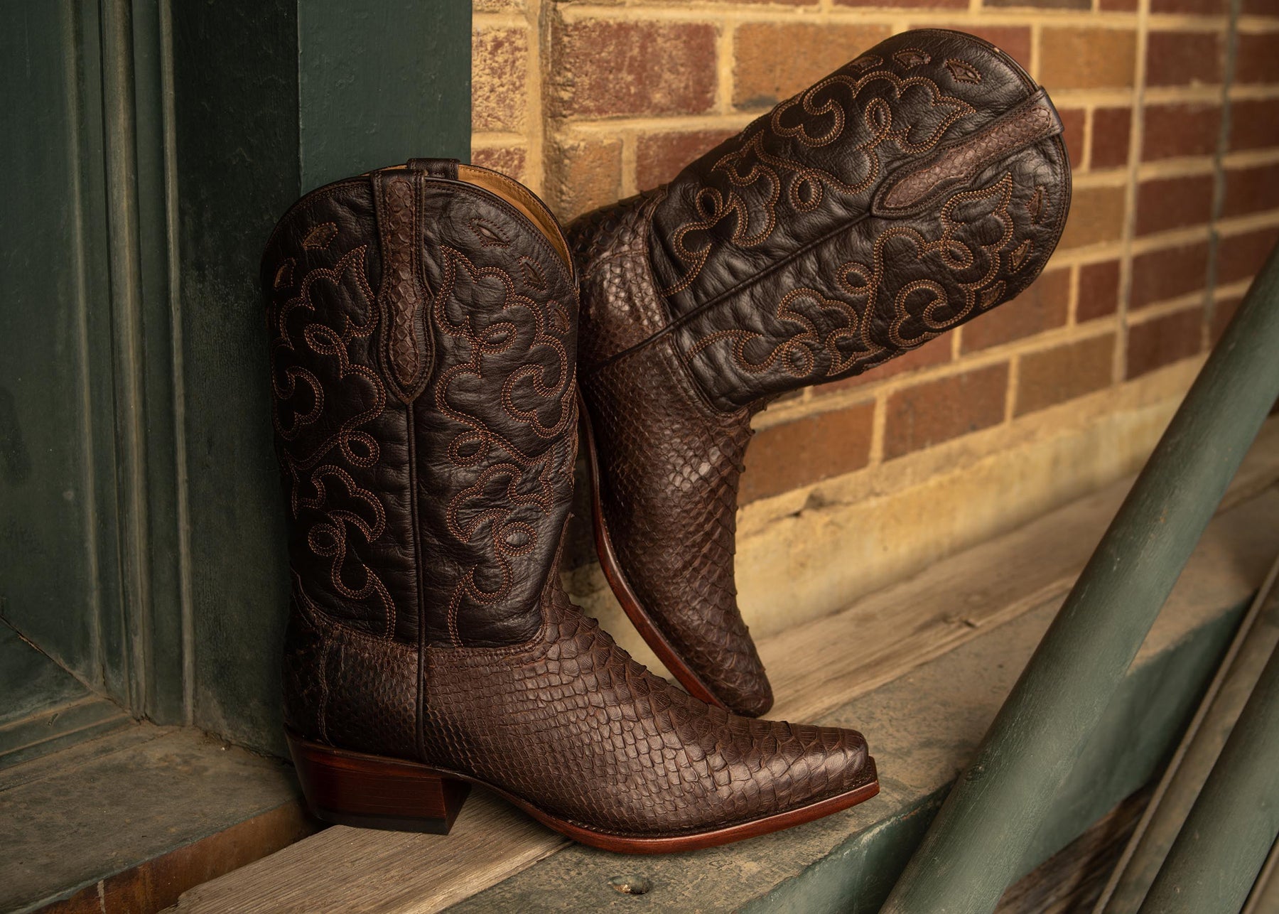 RUJO Boots | Authentic, Handmade Cowboy Boots for Men and Women