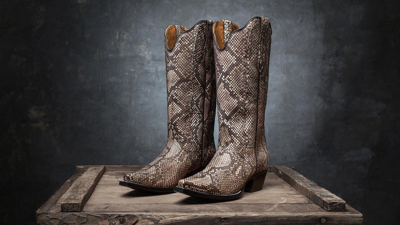 RUJO Boots | Authentic, Handmade Cowboy Boots for Men and Women